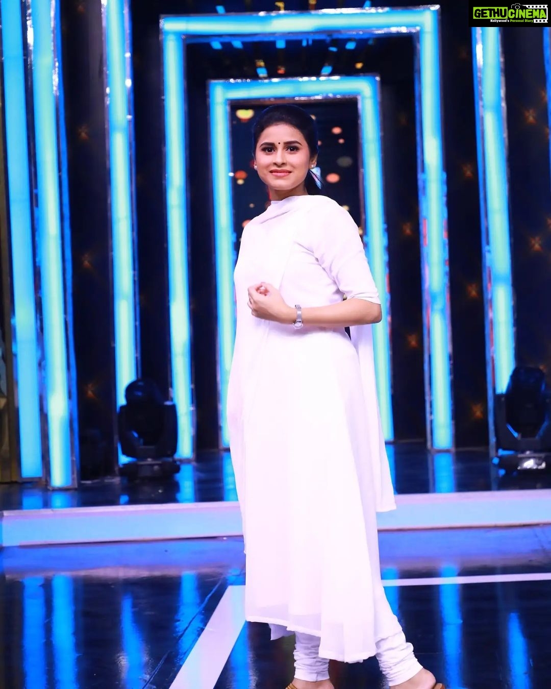 Rithika Tamil Selvi Instagram – Happy faces 😀 . . . #Rithika # ...