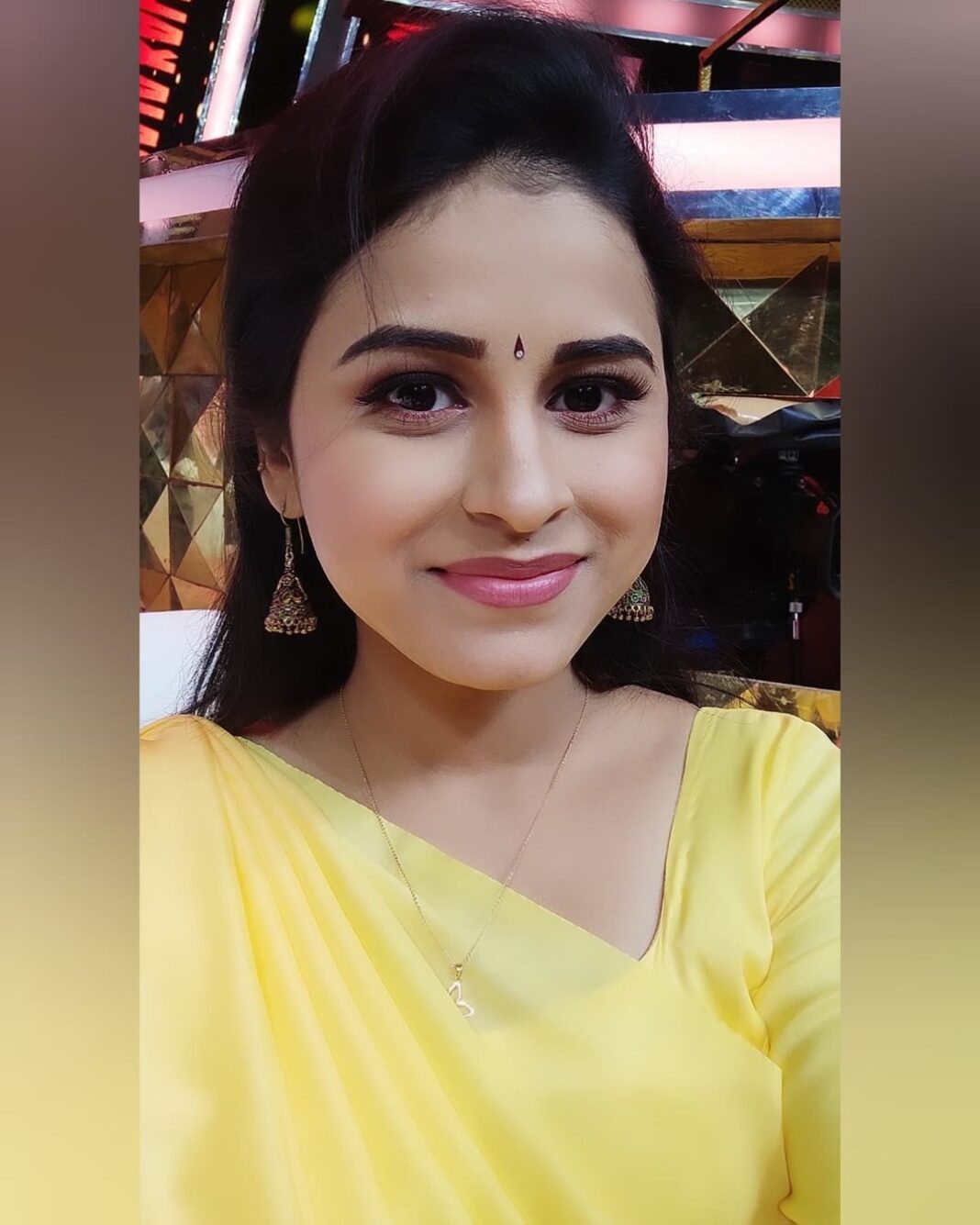 Actress Rithika Tamil Selvi HD Photos and Wallpapers May 2023 | Gethu ...