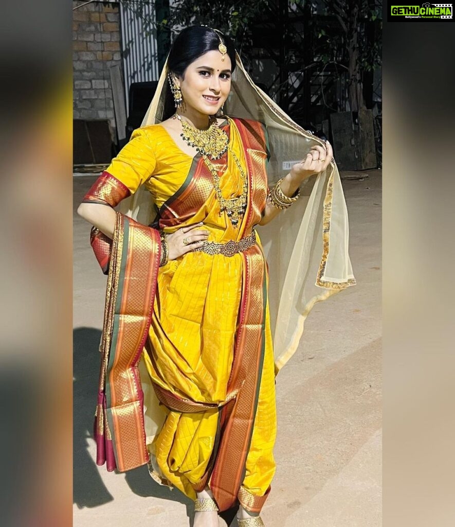 Actress Rithika Tamil Selvi HD Instagram Photos and Wallpapers November ...