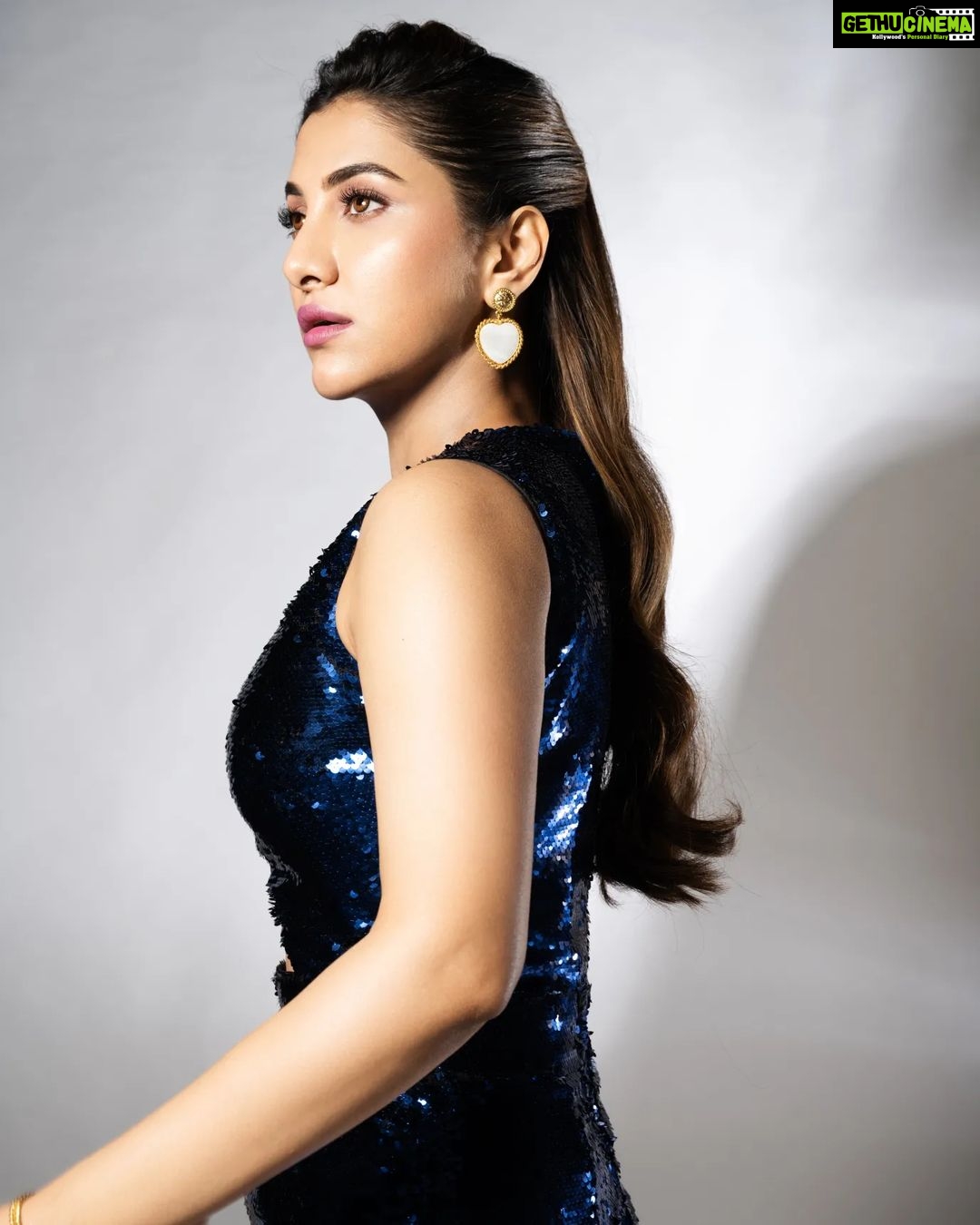 Actress Rukmini Maitra HD Instagram Photos and Wallpapers December 2022 ...