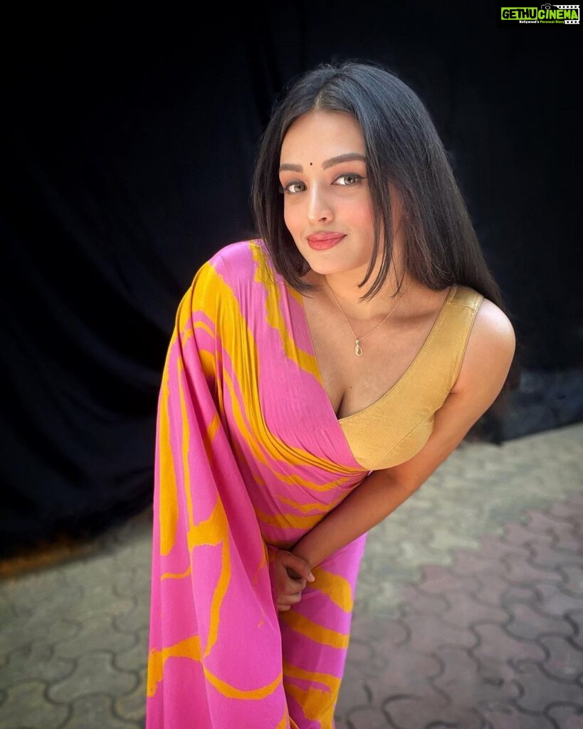 Actress Samiksha Jaiswal HD Instagram Photos and Wallpapers August 2022 | Gethu Cinema