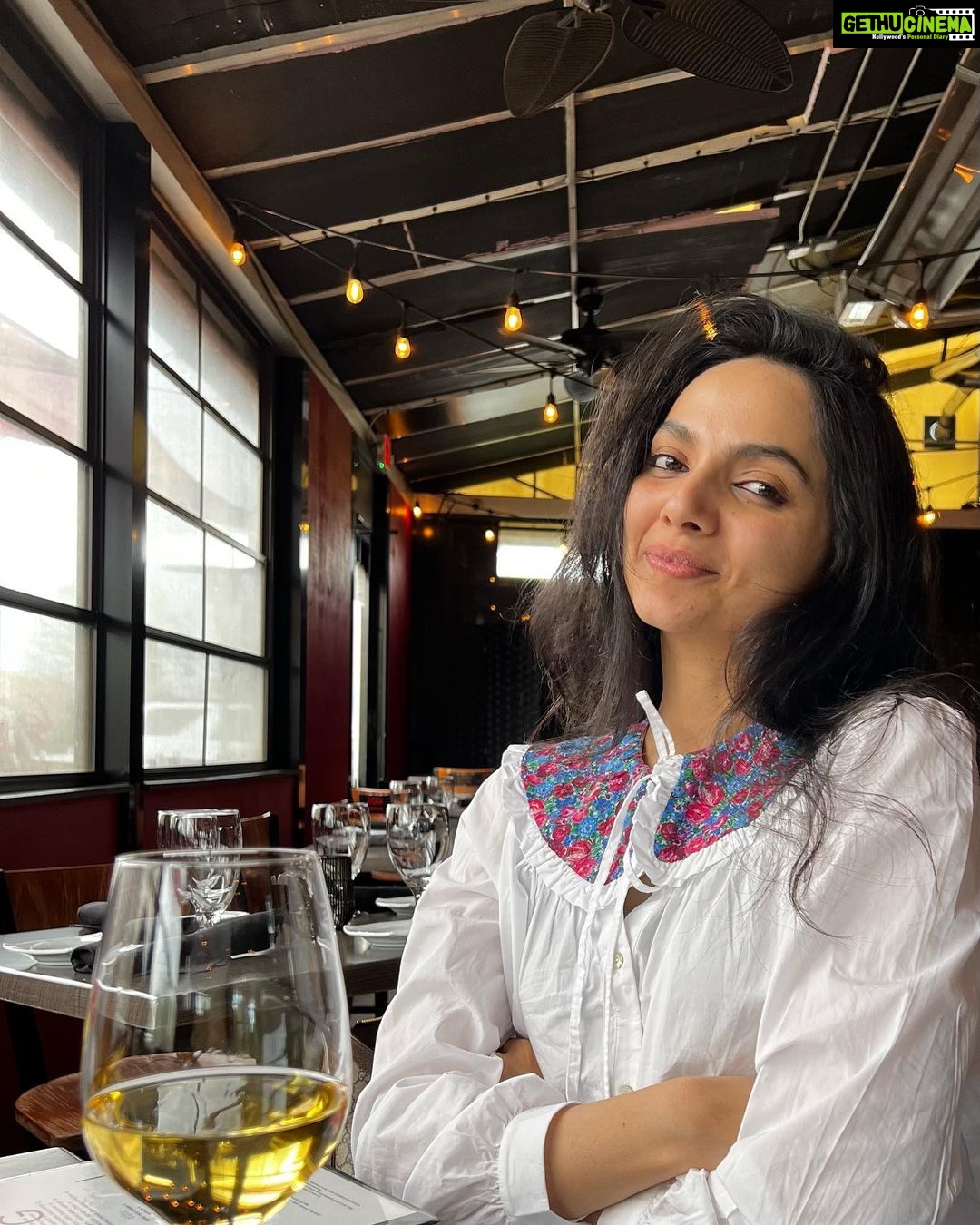 Actress Samvrutha Sunil HD Instagram Photos and Wallpapers April 2022 ...