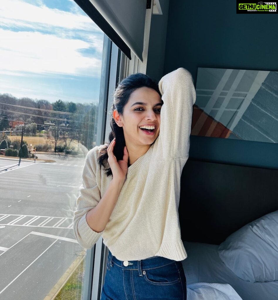 Actress Samvrutha Sunil HD Instagram Photos and Wallpapers April 2022 ...