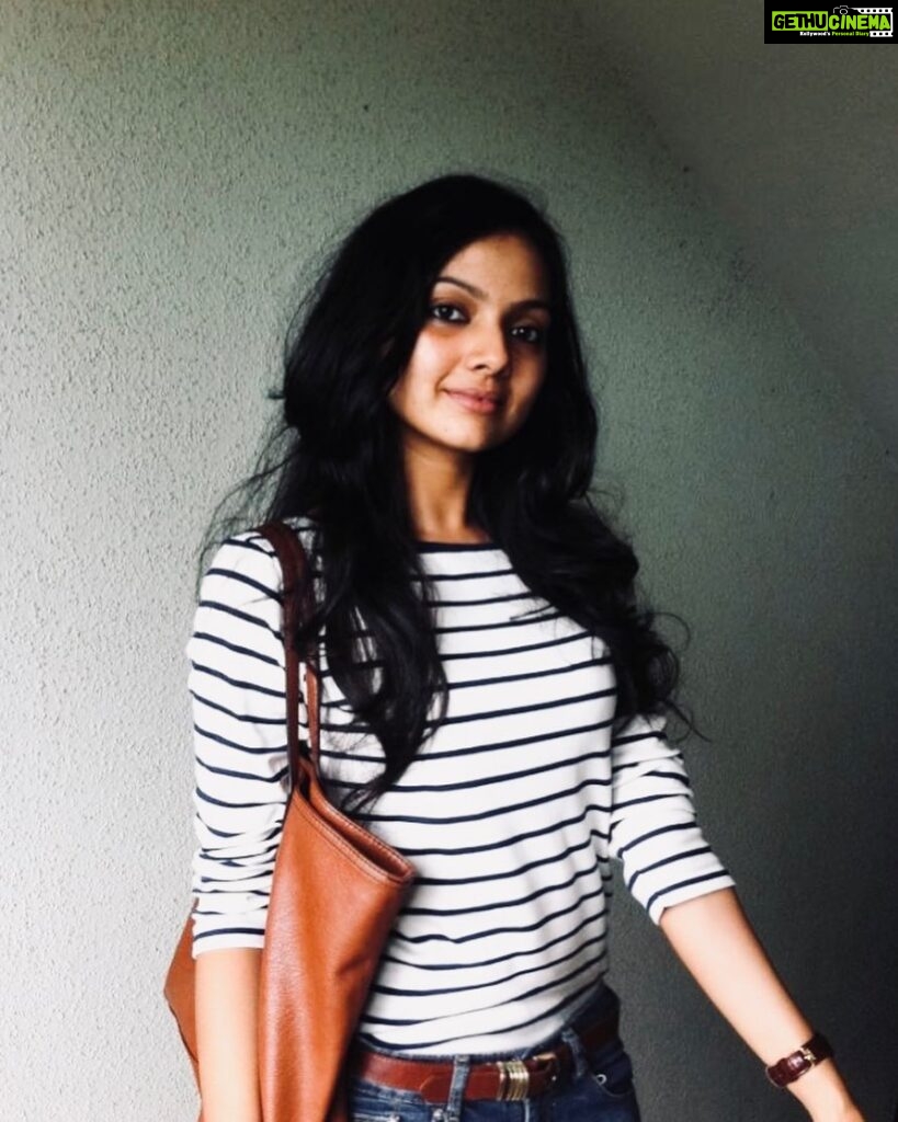 Actress Samvrutha Sunil HD Instagram Photos and Wallpapers April 2022 ...