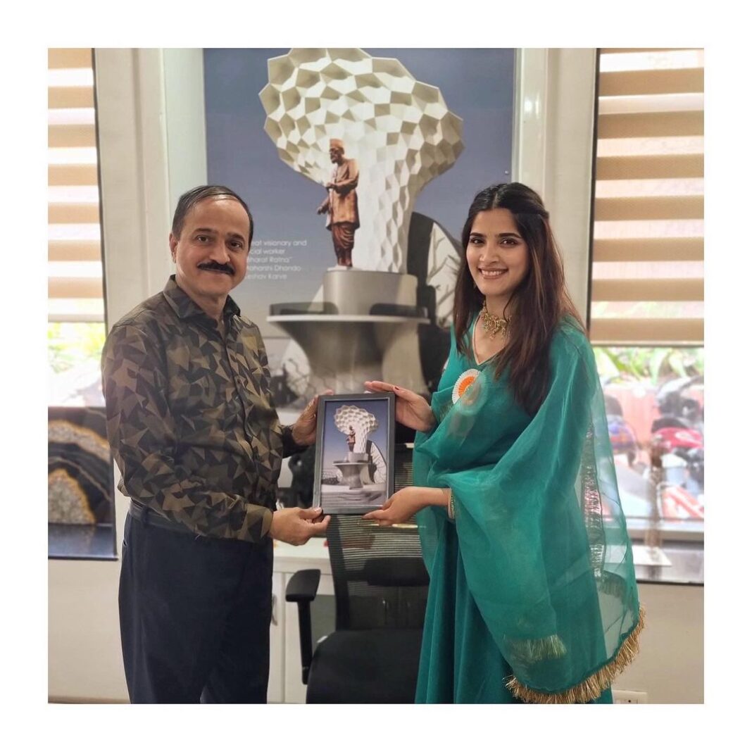 Actress Sayli Patil HD Photos and Wallpapers May 2023 - Gethu Cinema