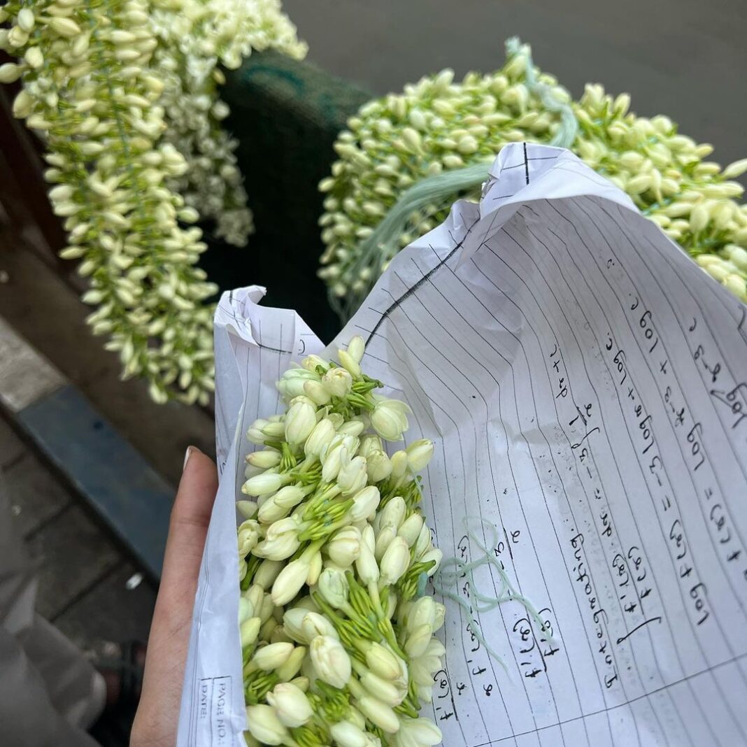 Actress Sayli Patil HD Photos and Wallpapers May 2023 - Gethu Cinema