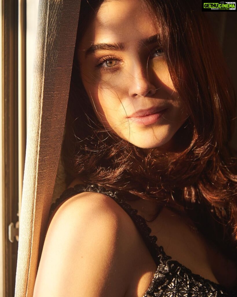 Actor Sharvari Wagh HD Instagram Photos and Wallpapers February 2023 ...