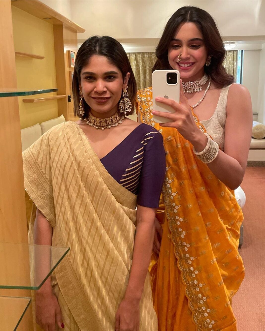 Actor Sharvari Wagh HD Photos and Wallpapers May 2023 | Gethu Cinema