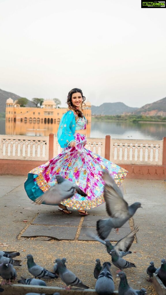 Actress Sheena Bajaj HD Instagram Photos and Wallpapers April 2023 ...
