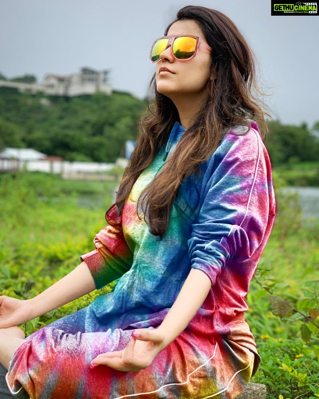 Sheena Bajaj Instagram – Something beautiful is on the horizon 🌅 ...