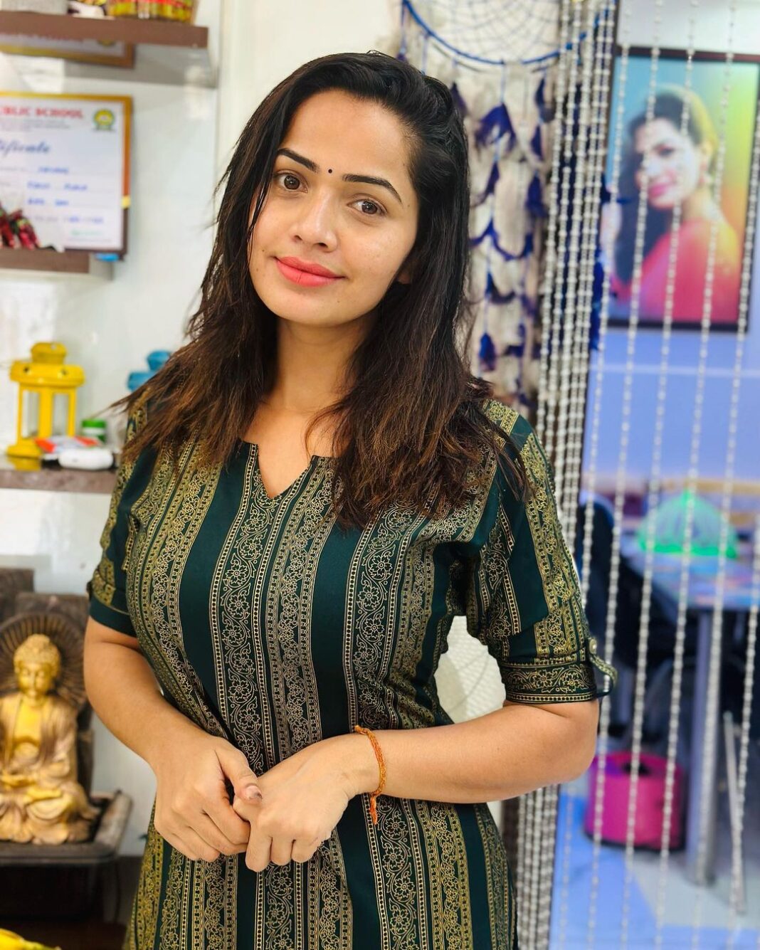 Actress Shobha Shetty HD Photos and Wallpapers March 2023 - Gethu Cinema