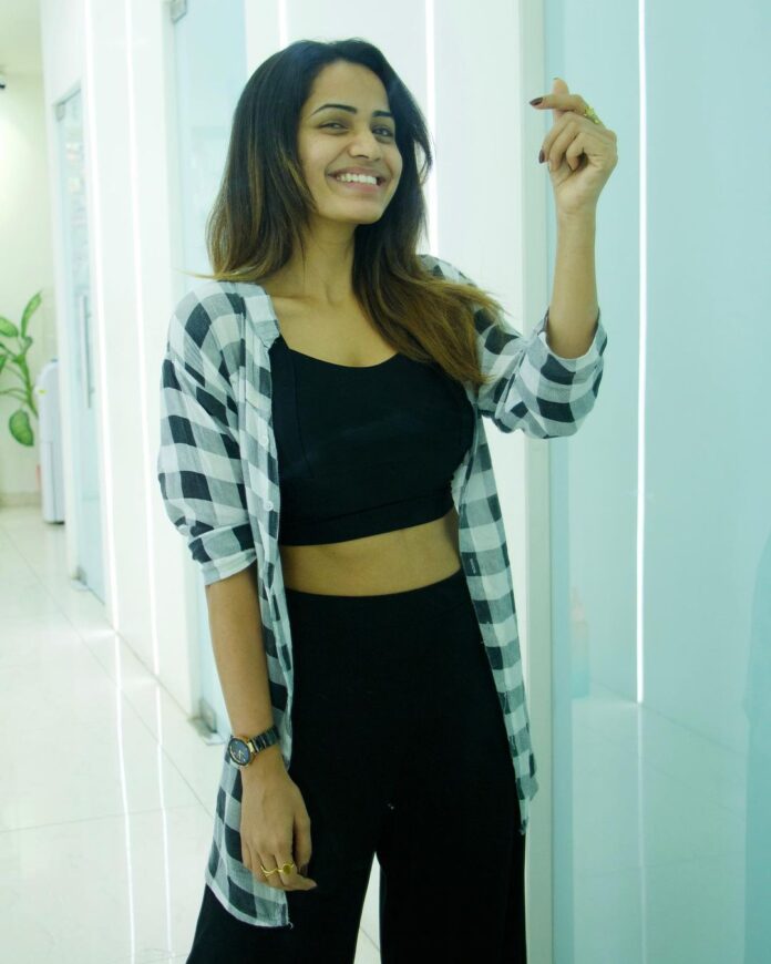 Actress Shobha Shetty HD Photos and Wallpapers December 2022 - Gethu Cinema