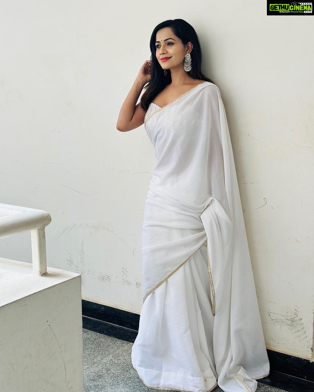 Actress Shobha Shetty HD Photos and Wallpapers April 2023 - Gethu Cinema