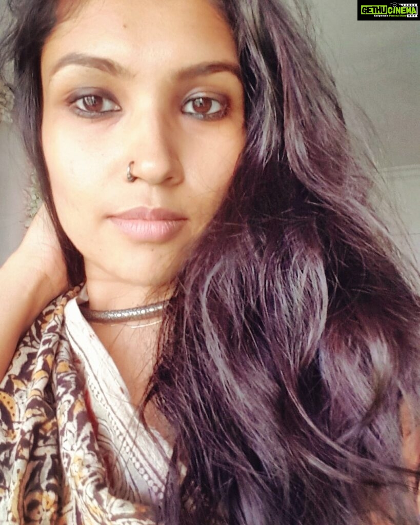 Actress Shruti Bapna HD Instagram Photos and Wallpapers June 2021 ...