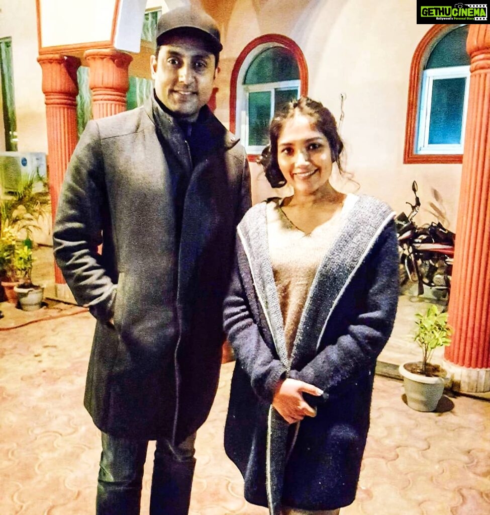 Actress Shruti Bapna HD Instagram Photos and Wallpapers September 2020 ...