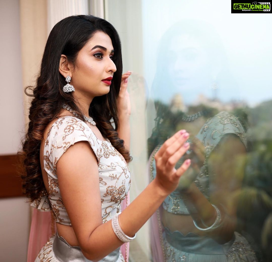 Actress Sonal Monteiro HD Instagram Photos and Wallpapers March 2021 ...