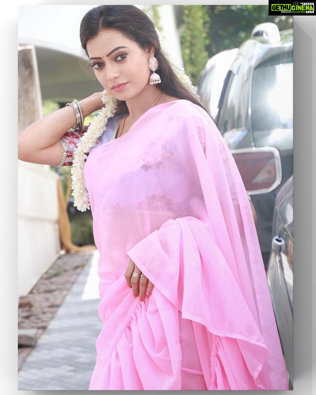 Actress Sowmya Rao Nadig HD Photos and Wallpapers August 2022 - Gethu ...