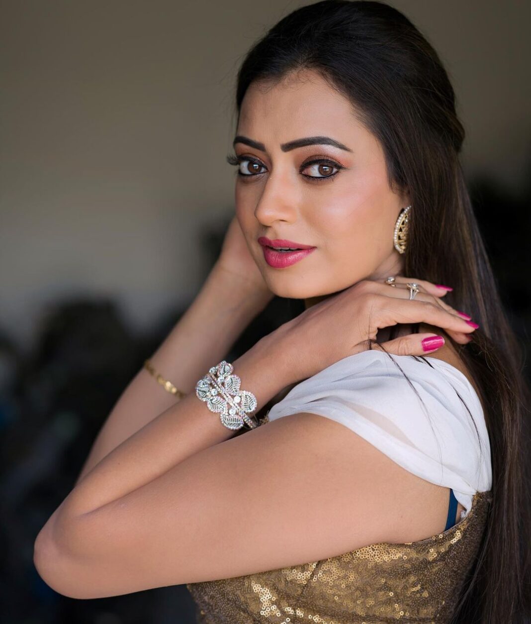 Actress Sowmya Rao Nadig HD Photos and Wallpapers May 2023 | Gethu Cinema