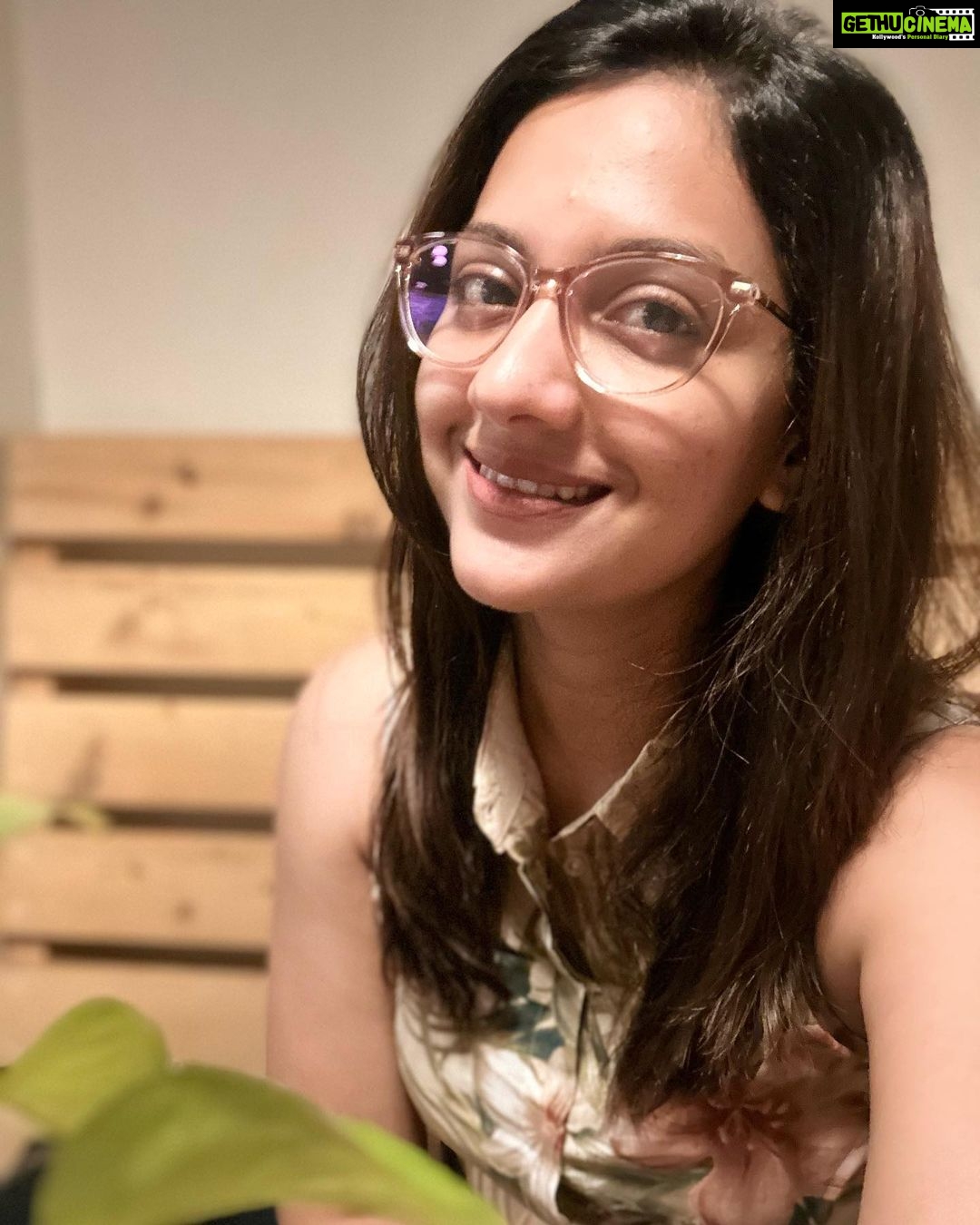 Tejashree Pradhan Without Makeup