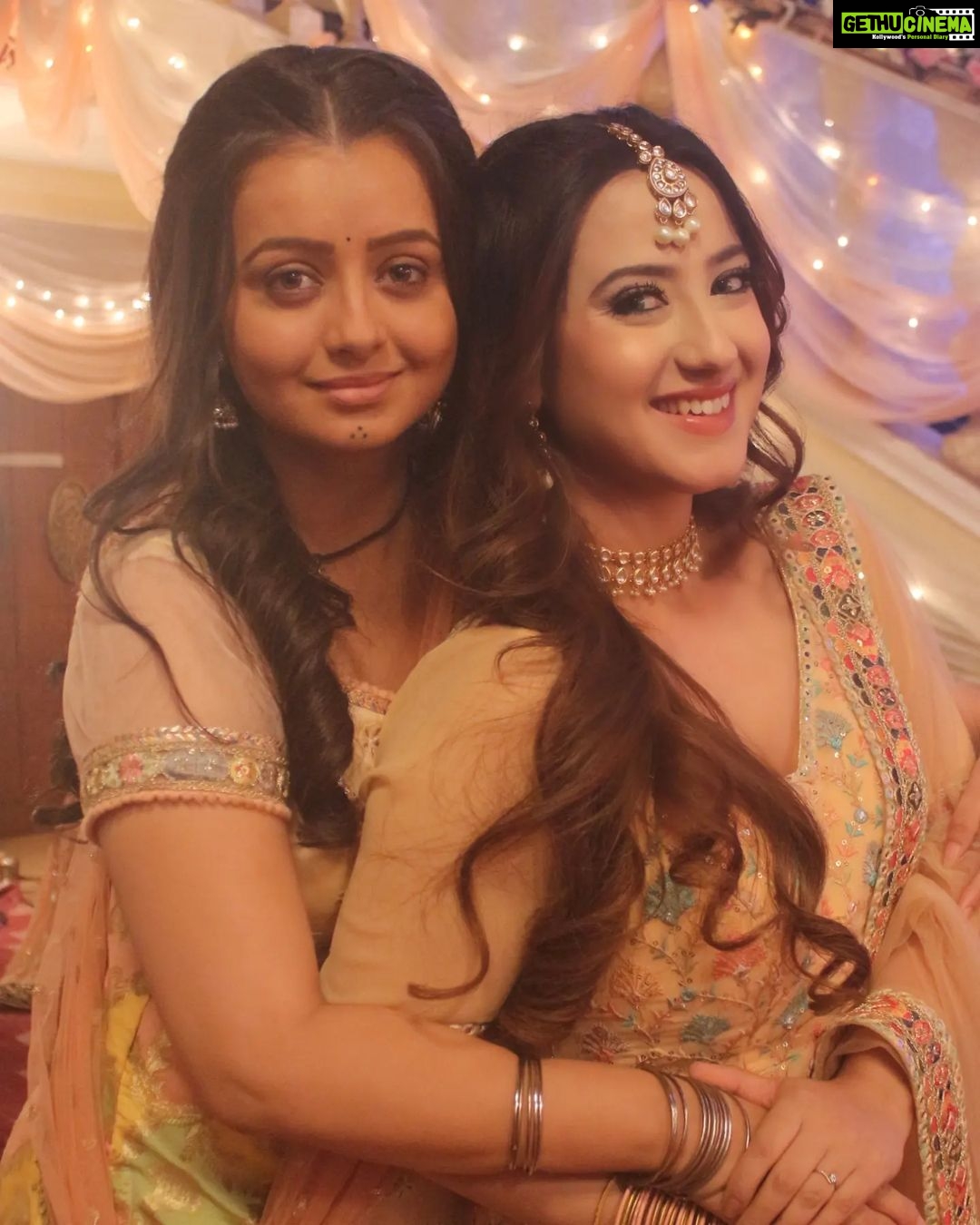 Actress Aalisha Panwar HD Instagram Photos and Wallpapers June 2023 ...