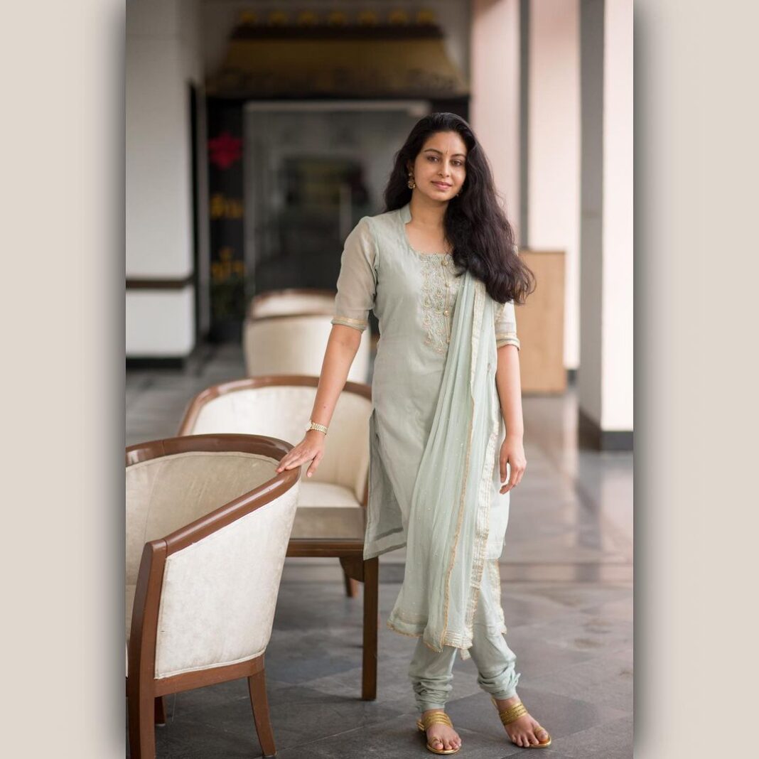 Actress Abhinaya HD Instagram Photos and Wallpapers November 2020 ...
