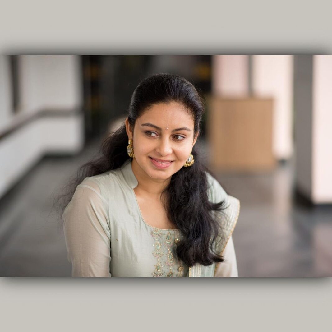 Actress Abhinaya HD Instagram Photos and Wallpapers November 2020 ...