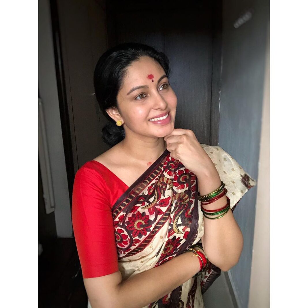 Actress Abhinaya HD Instagram Photos and Wallpapers November 2020 ...