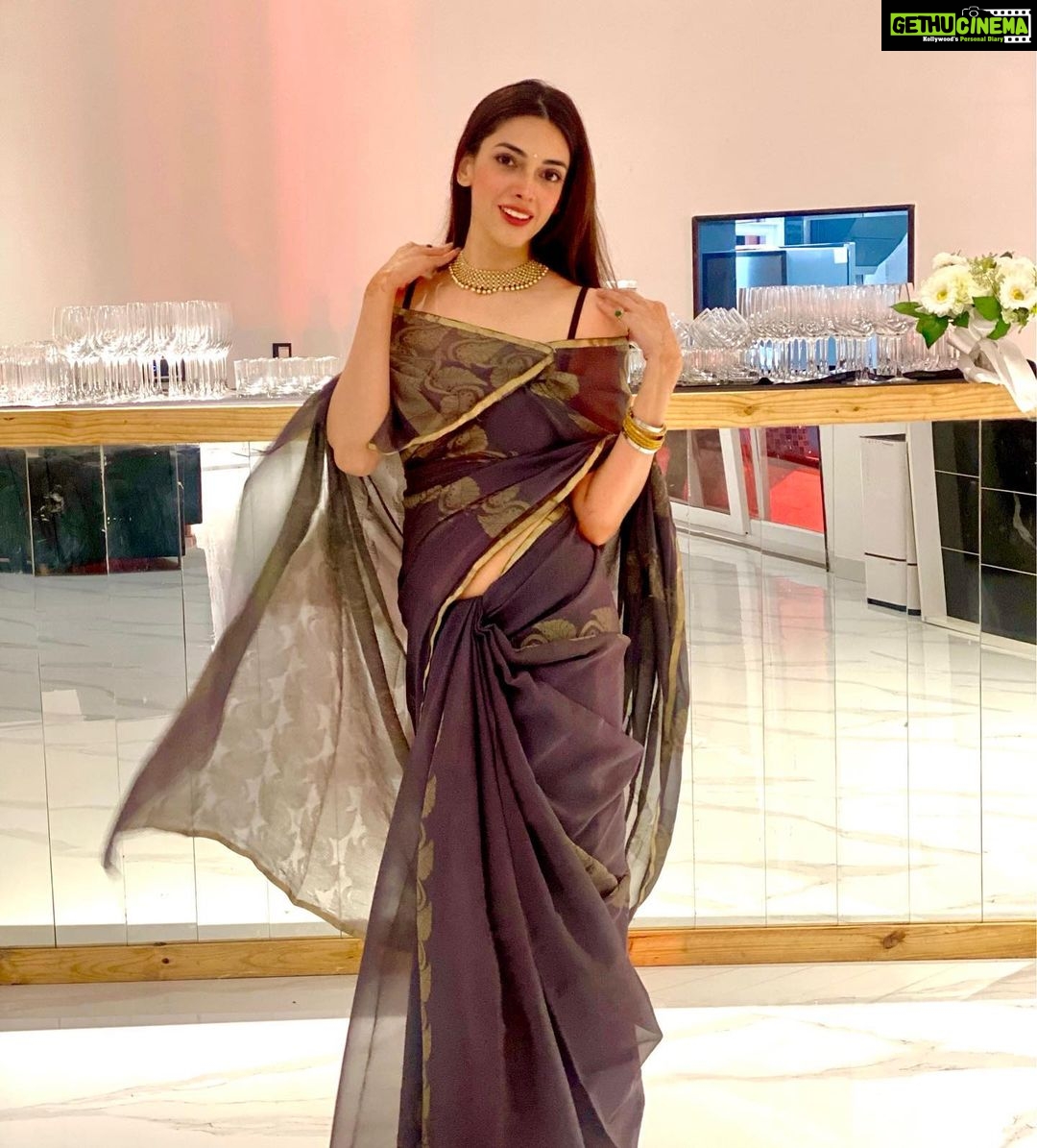 Aditi Vats Instagram – 💗 | Gethu Cinema