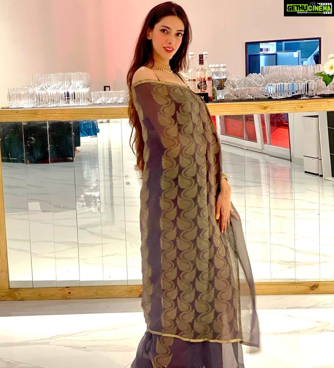 Aditi Vats Instagram – 💗 | Gethu Cinema