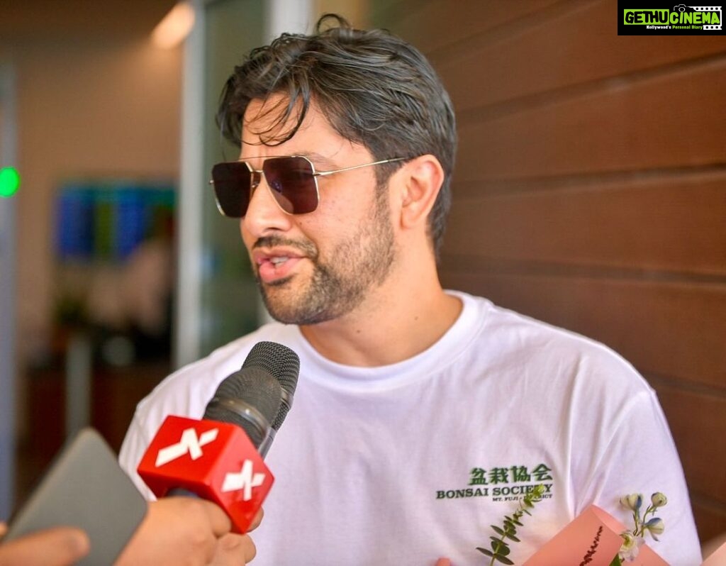 Actor Aftab Shivdasani HD Instagram Photos and Wallpapers July 2023 ...