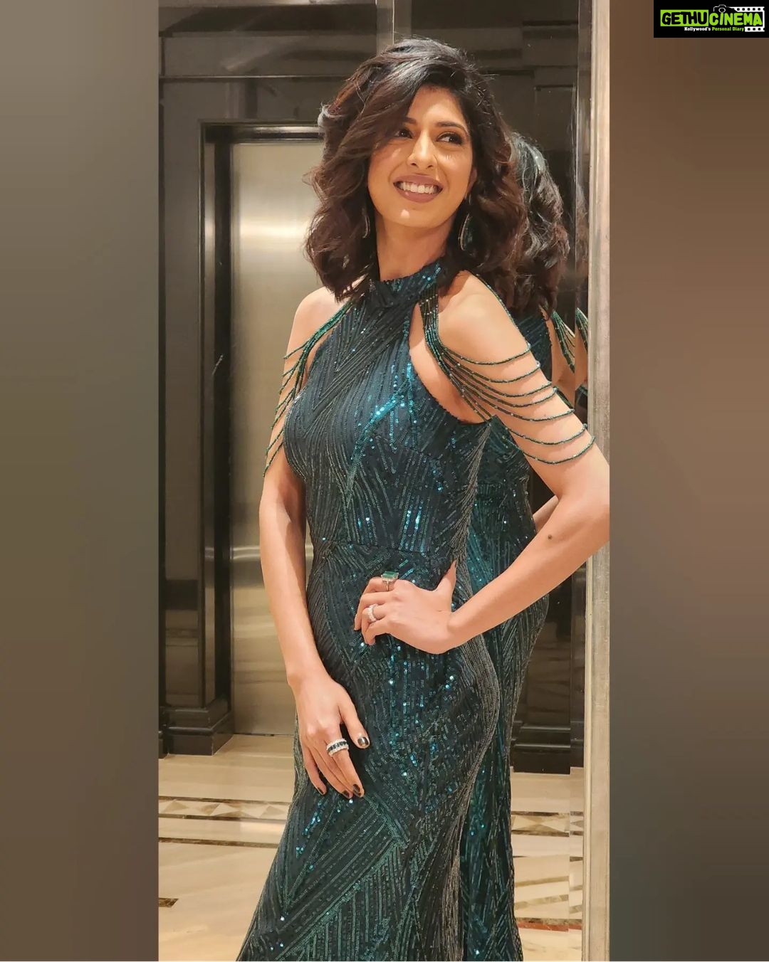 Actress Aishwarya Sakhuja HD Instagram Photos and Wallpapers March 2023 ...
