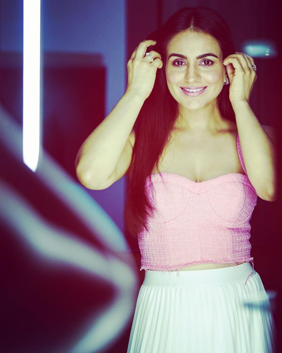 Actress Aksha Pardasany HD Photos and Wallpapers June 2023 - Gethu Cinema