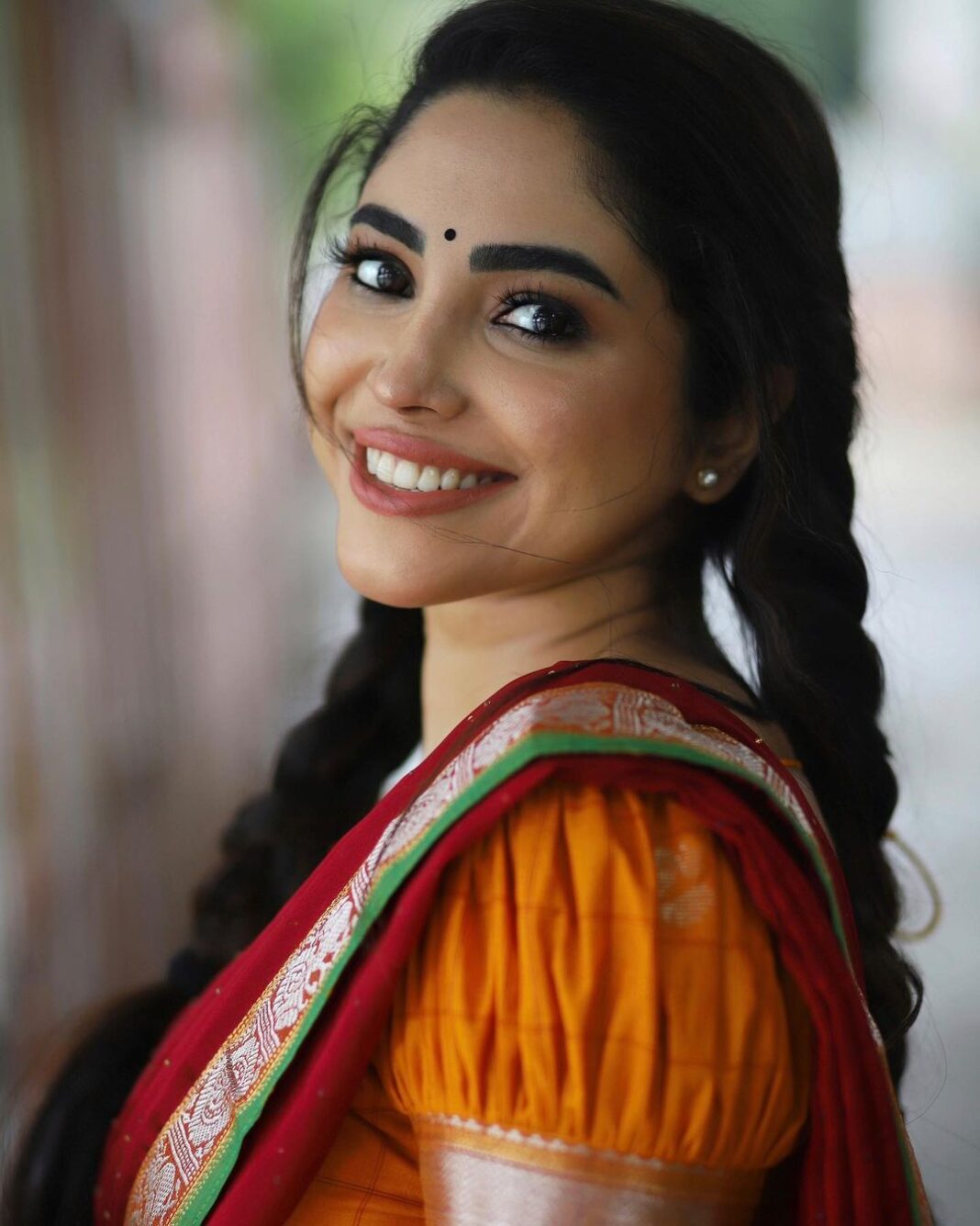 Actress Ameya Mathew HD Photos and Wallpapers June 2023 - Gethu Cinema