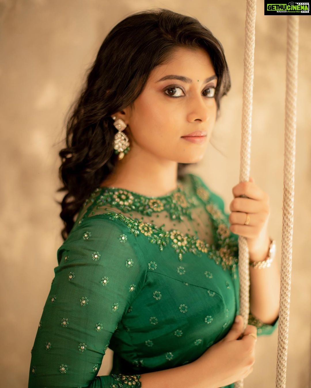 Ammu Abhirami Instagram – Soul full of sunshine Outfit @nirali_design ...