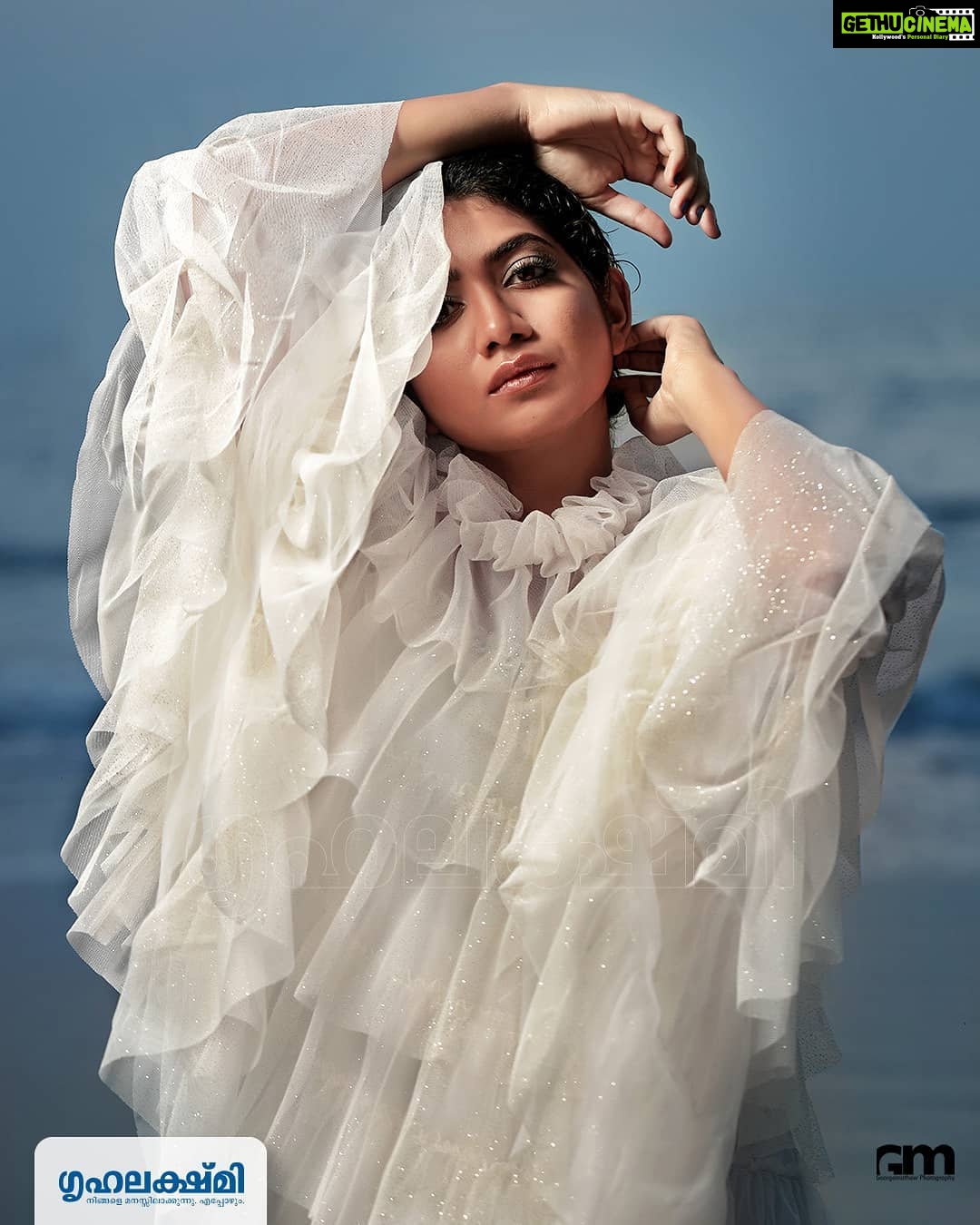 Actress Anarkali Marikar HD Instagram Photos and Wallpapers June 2023 ...