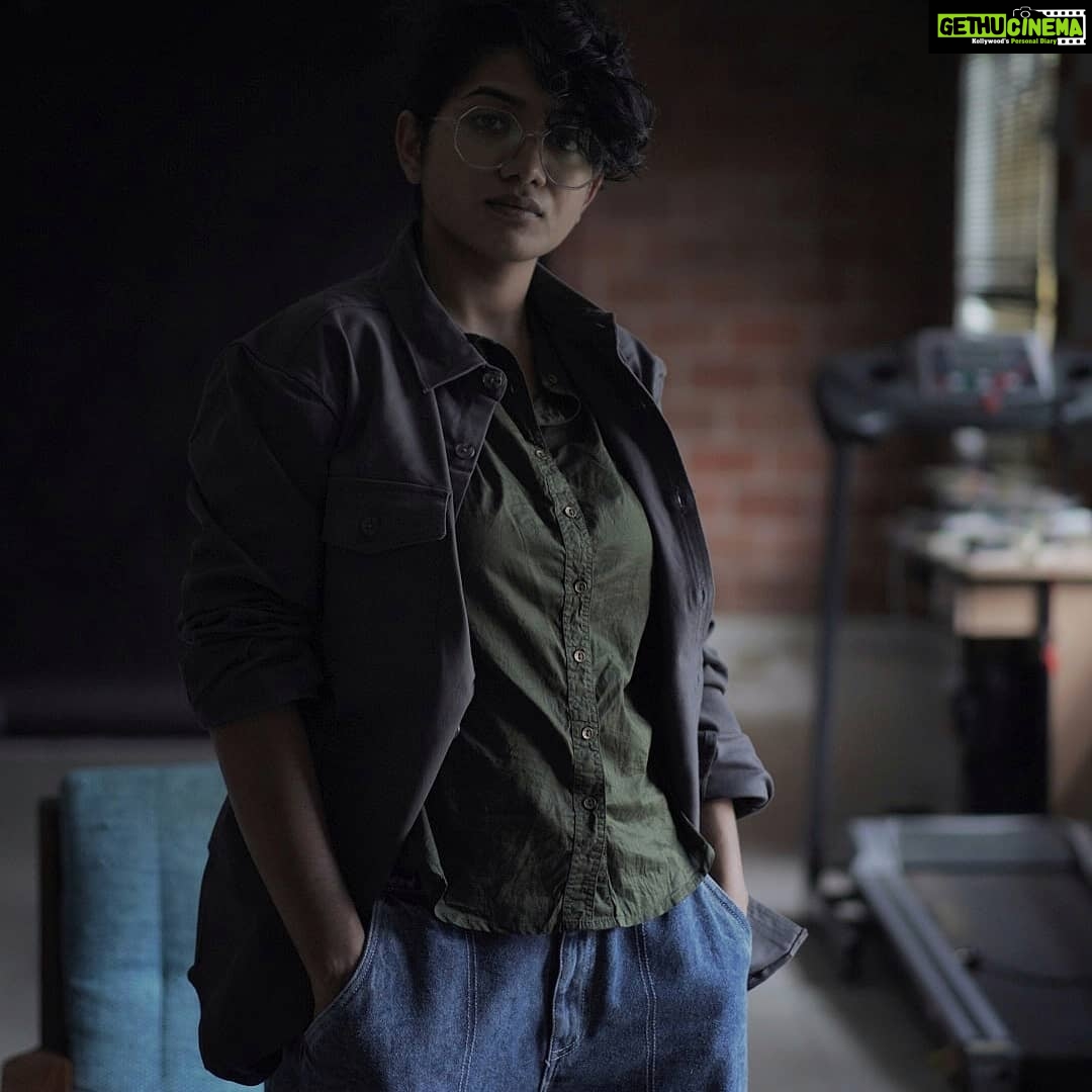 Anarkali Marikar Instagram – Poyi poyi step thetti🤦 @priya.p.varrier ...