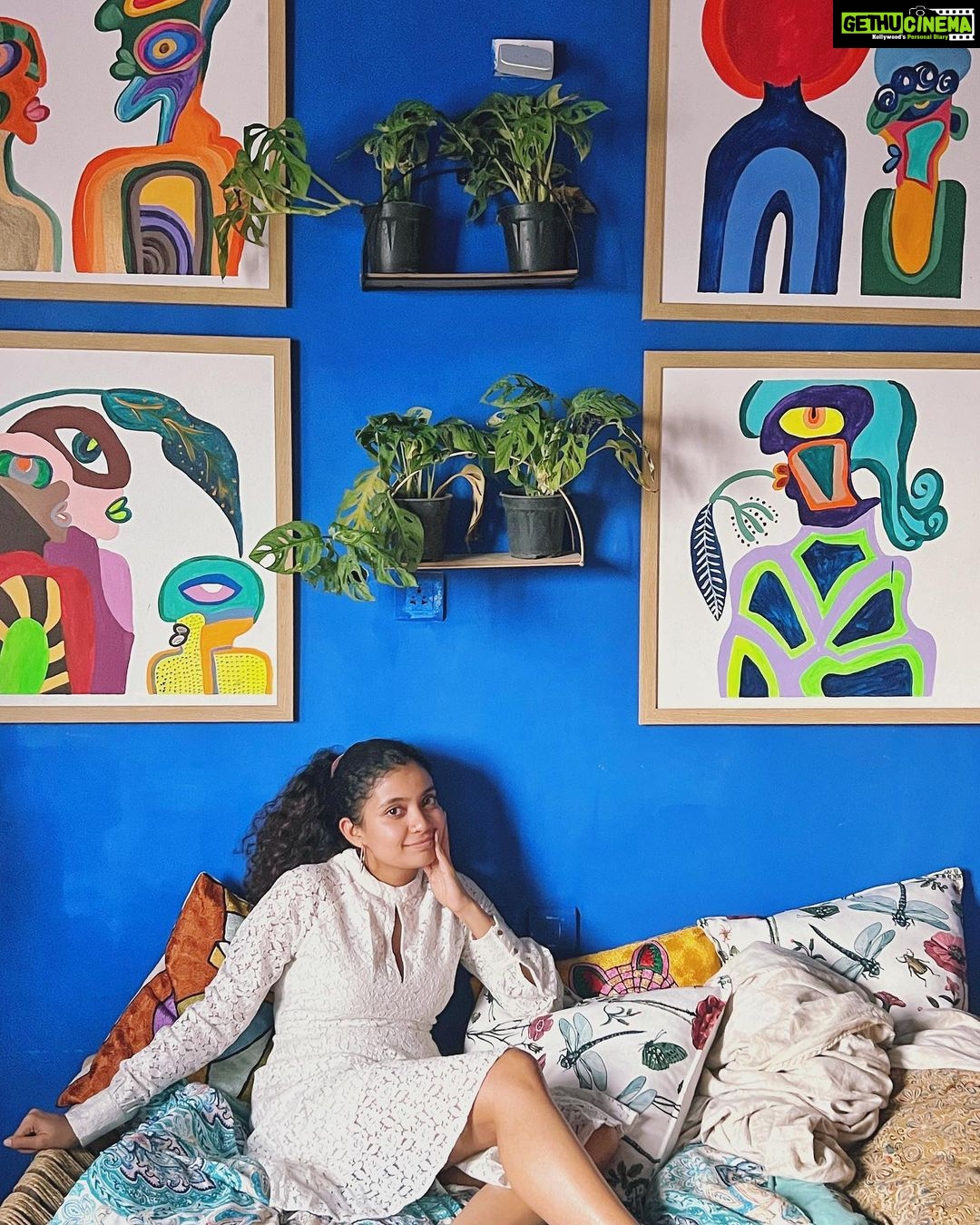 Anna Ben Instagram – People as bright as these colours @davidsonvarsha ...