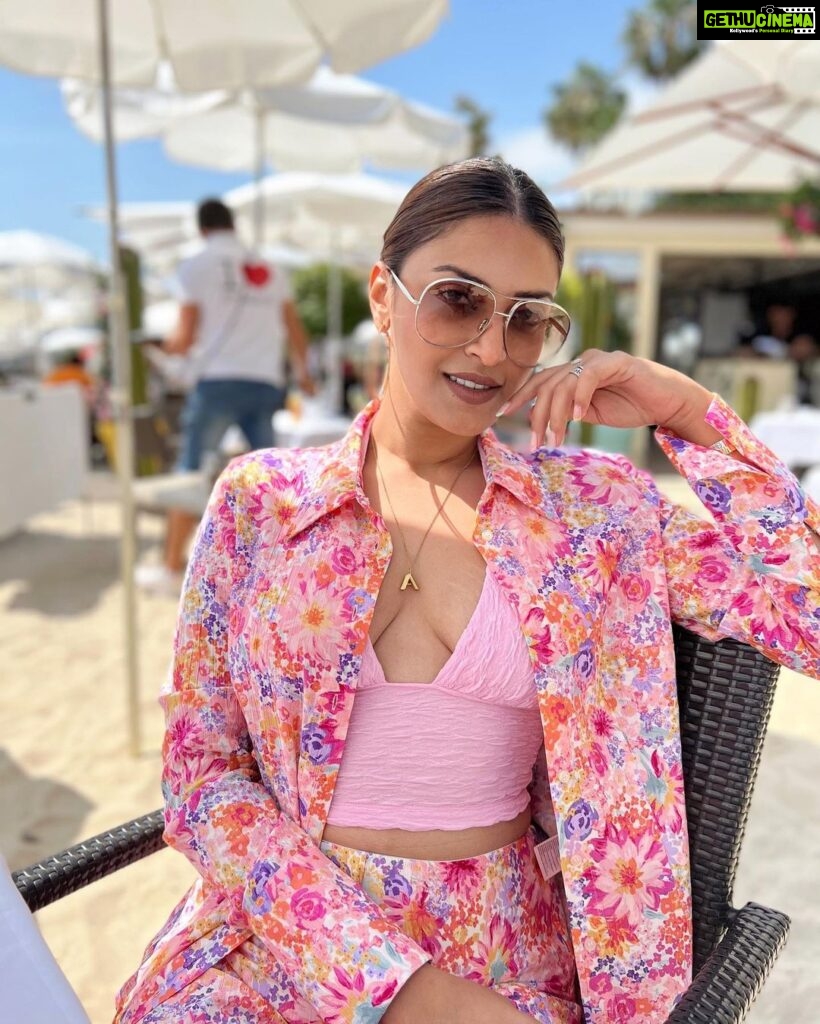 Actress Anushka Ranjan HD Instagram Photos and Wallpapers June 2022 ...