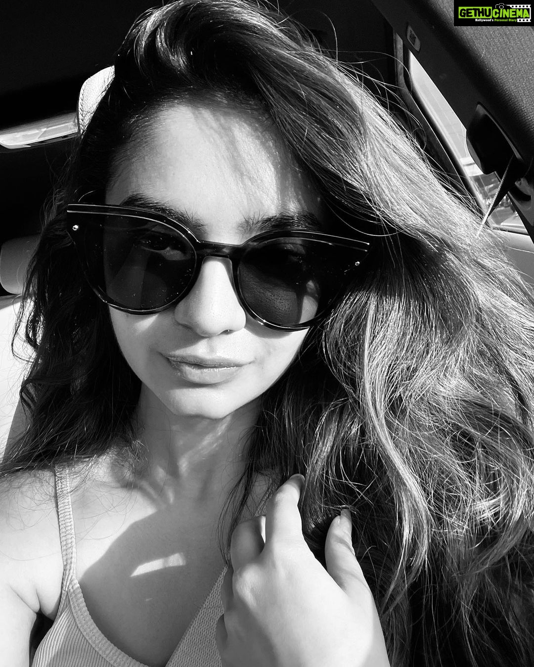 Actress Anushka Sen HD Instagram Photos and Wallpapers June 2023 ...