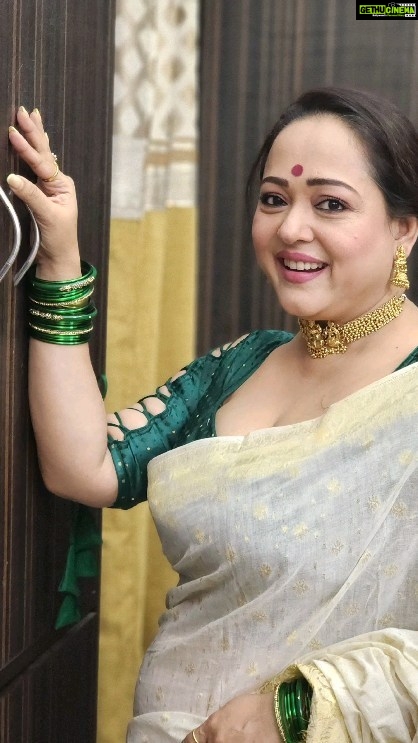 Aparajita Adhya Wallpapers