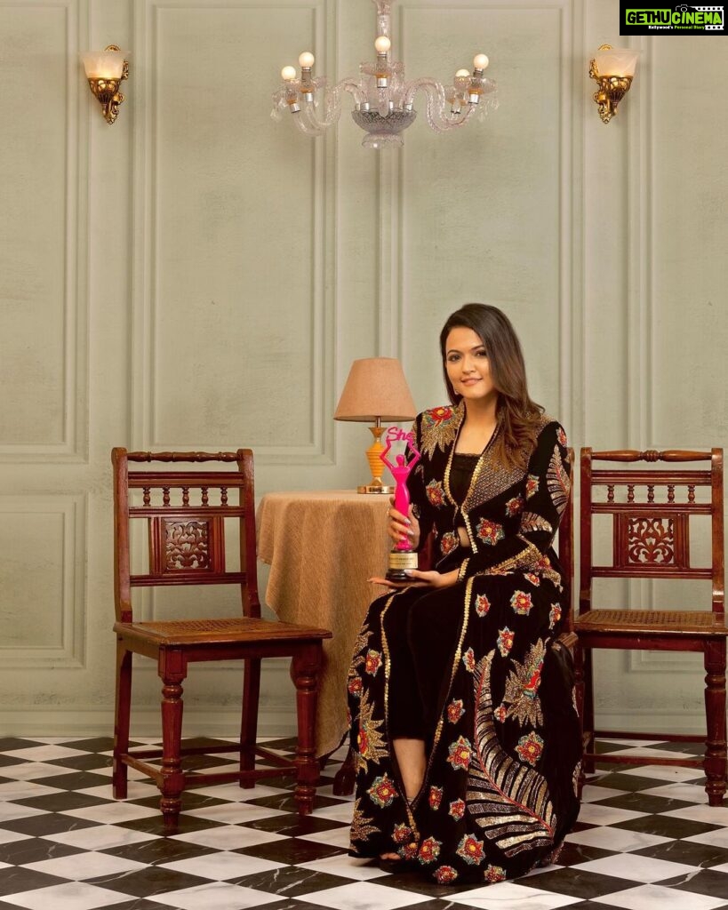 Actress Aparna Das HD Instagram Photos and Wallpapers June 2023 | Gethu Cinema