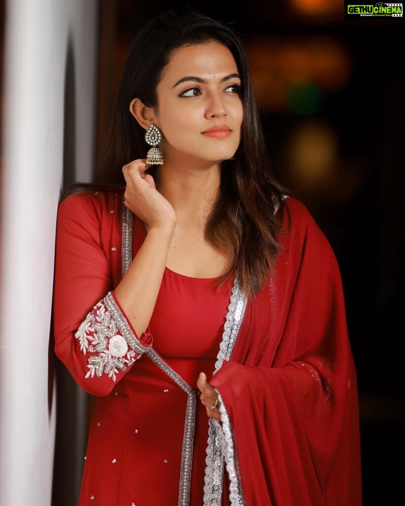 Actress Aparna Das HD Instagram Photos and Wallpapers April 2023 ...