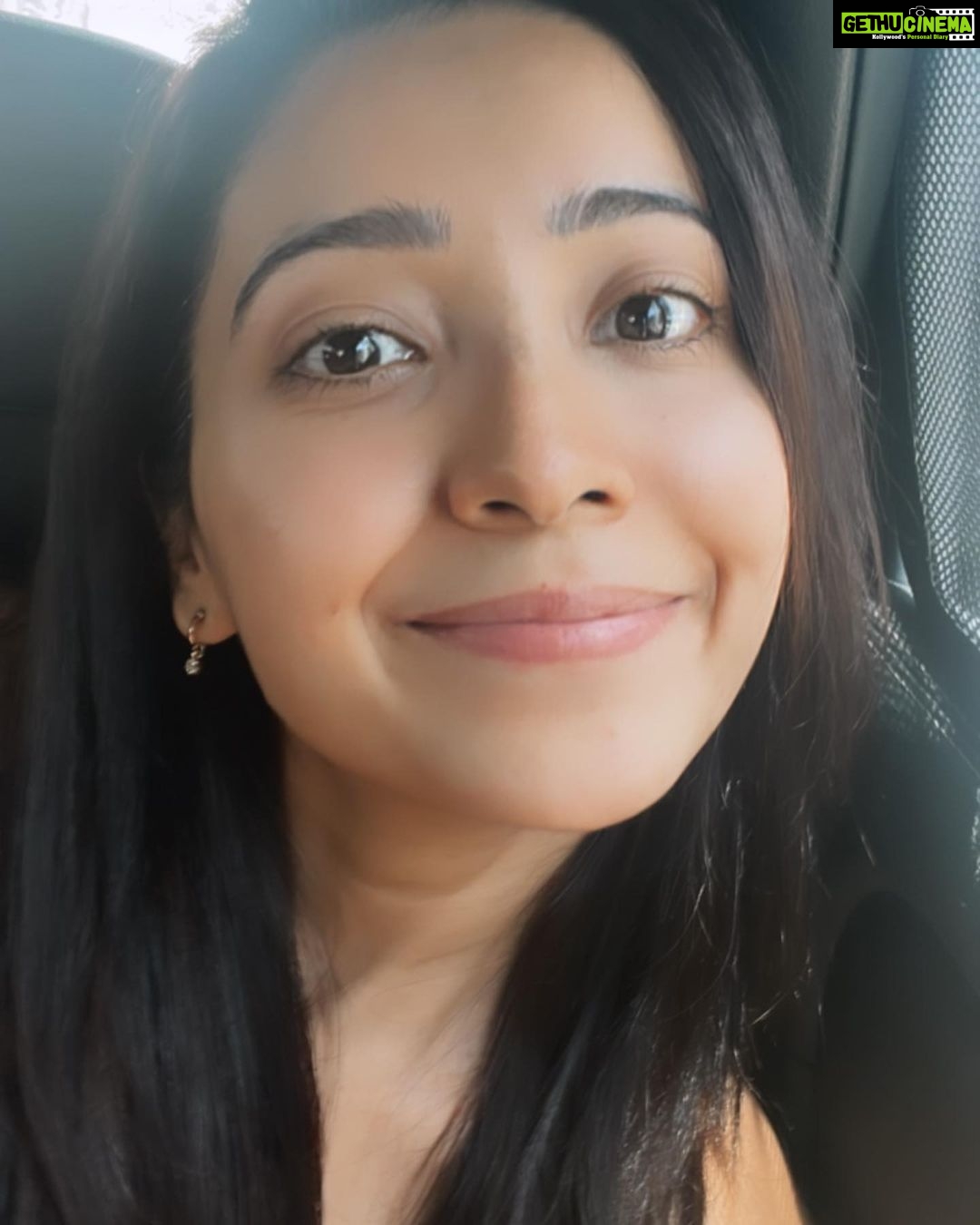 Actress Asha Negi HD Instagram Photos and Wallpapers June 2023 | Gethu ...