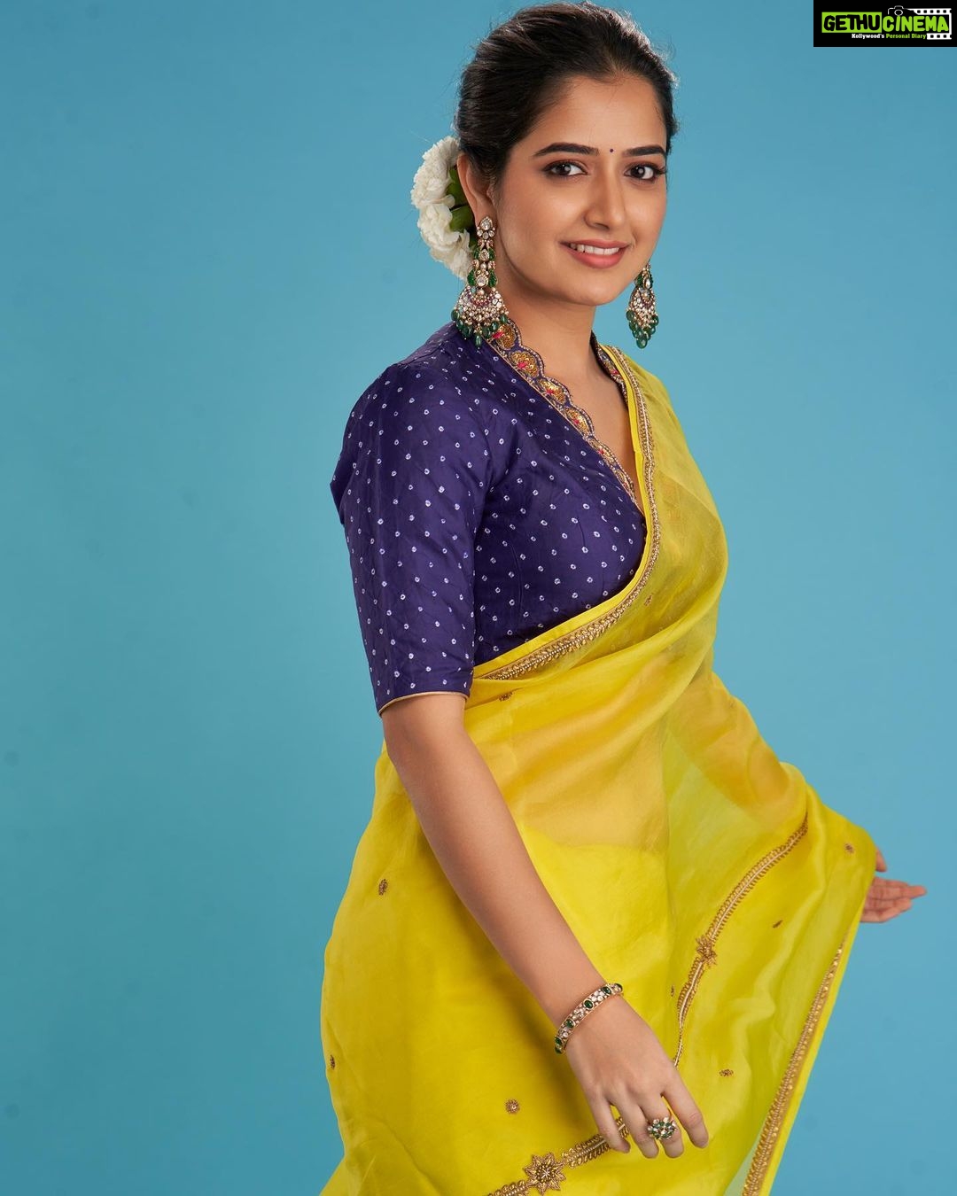 Actress Ashika Ranganath HD Instagram Photos and Wallpapers January ...