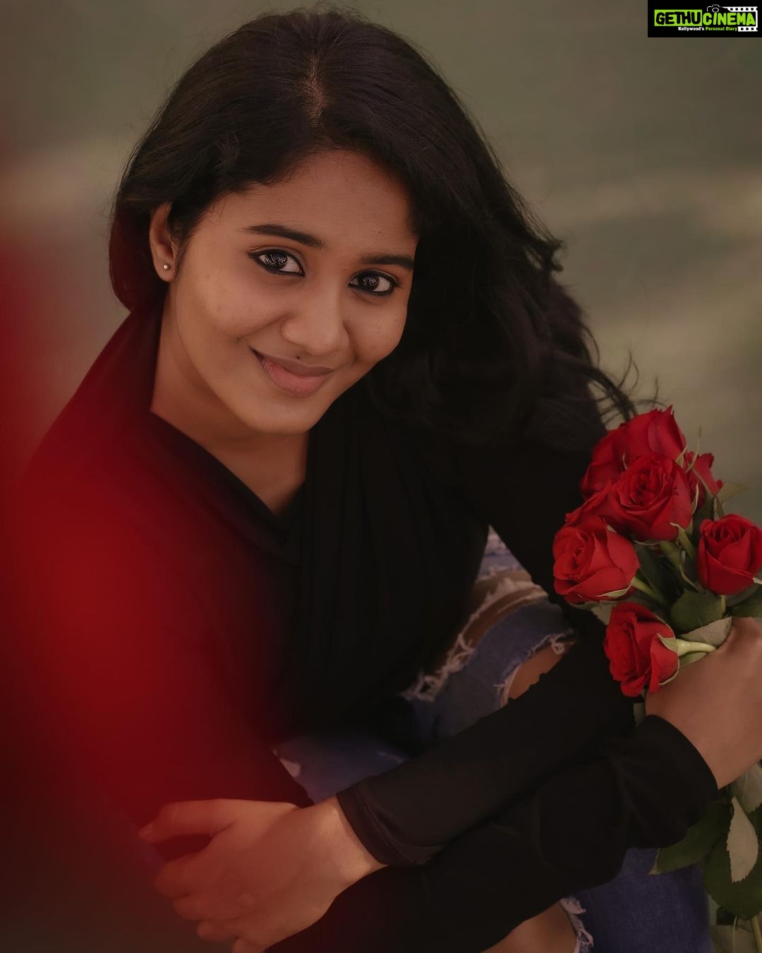 Actress Brigida HD Instagram Photos and Wallpapers February 2023 ...