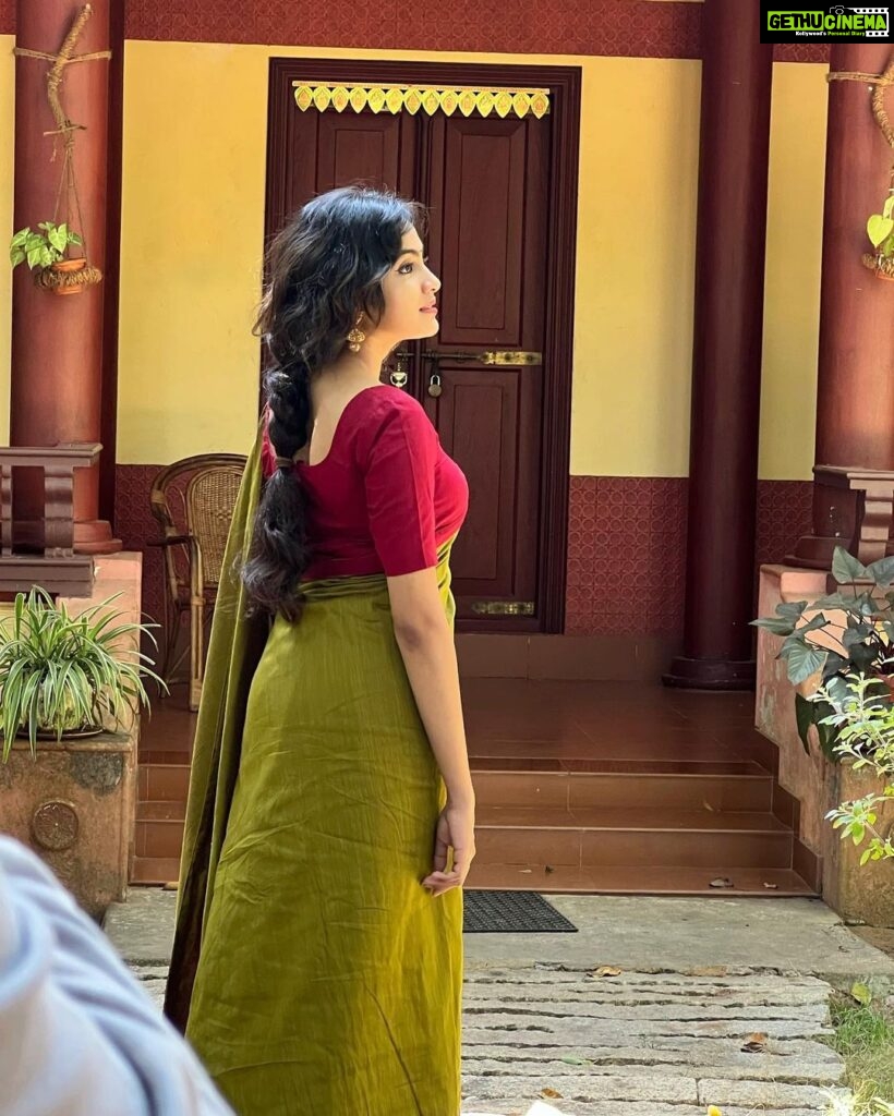 Actress Devika Sanjay HD Instagram Photos and Wallpapers March 2022 ...