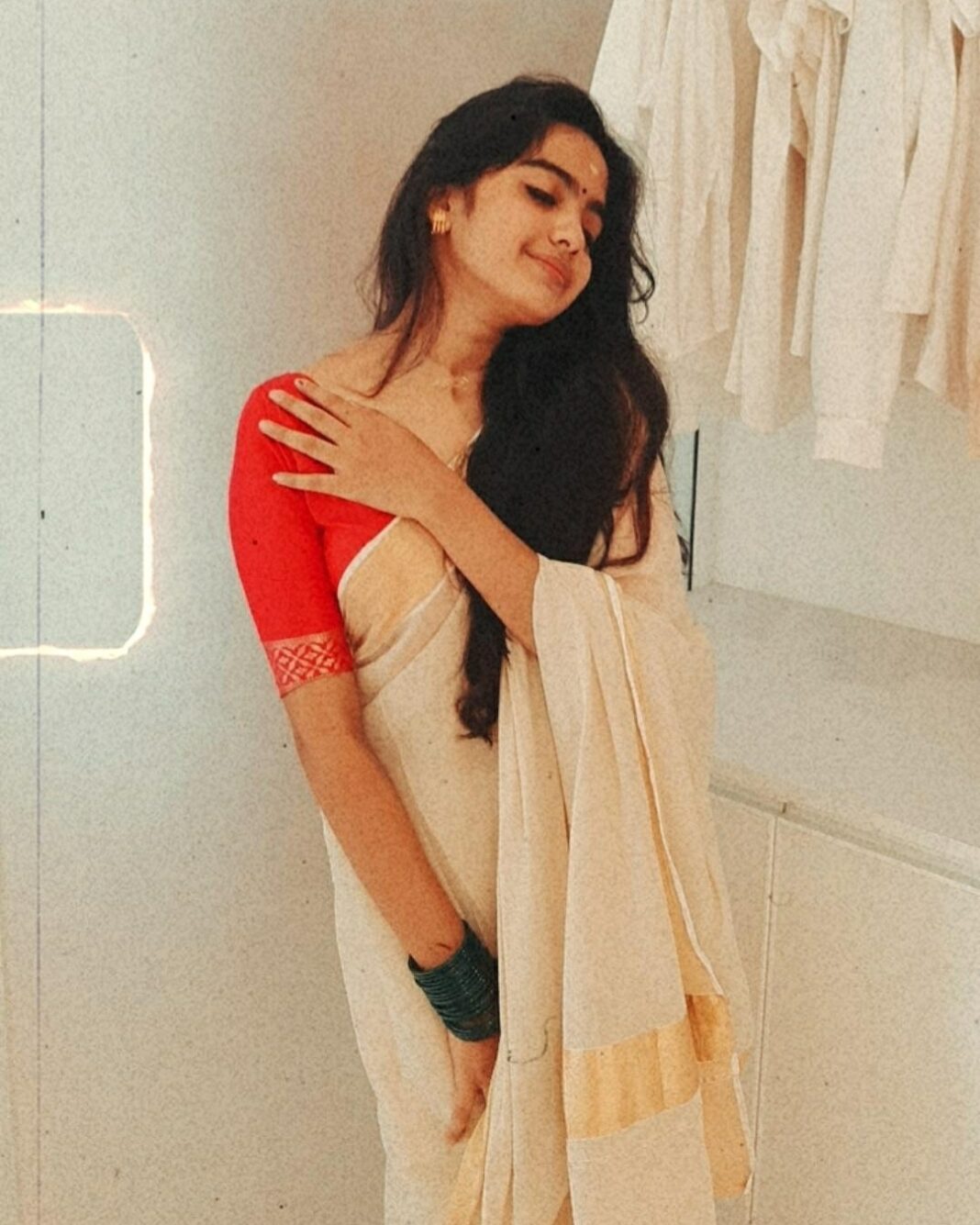 Actress Devika Sanjay HD Photos and Wallpapers August 2021 | Gethu Cinema