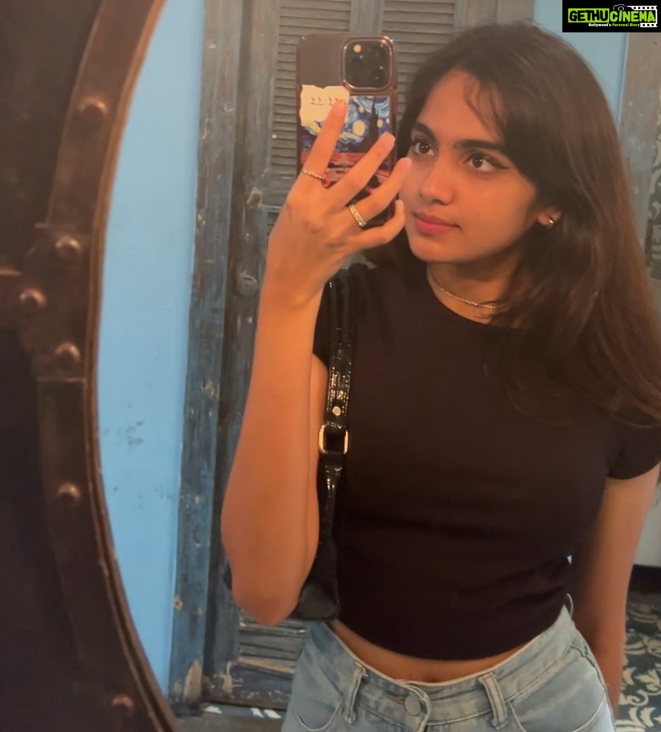 Devika Sanjay Instagram – 🤳 | Gethu Cinema