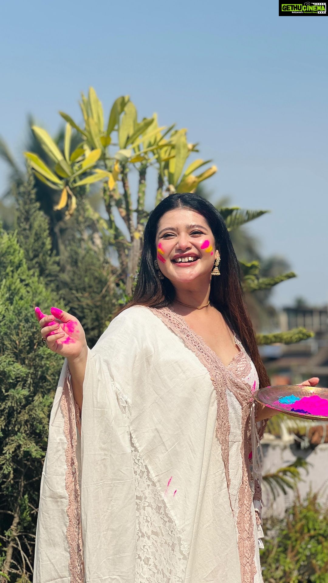 Ena Saha Instagram – Happy Holi to everyone…. 💕💖💕 | Gethu Cinema