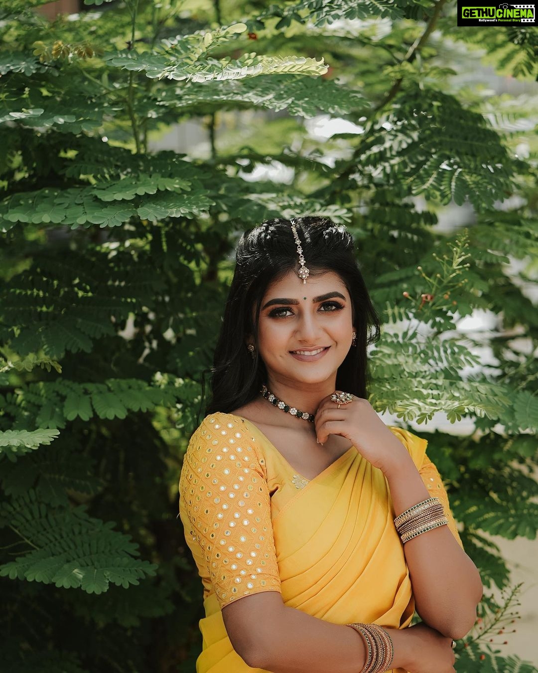 Gabriella Charlton Instagram – Unakaaga edhum seiven nee enakenna ...